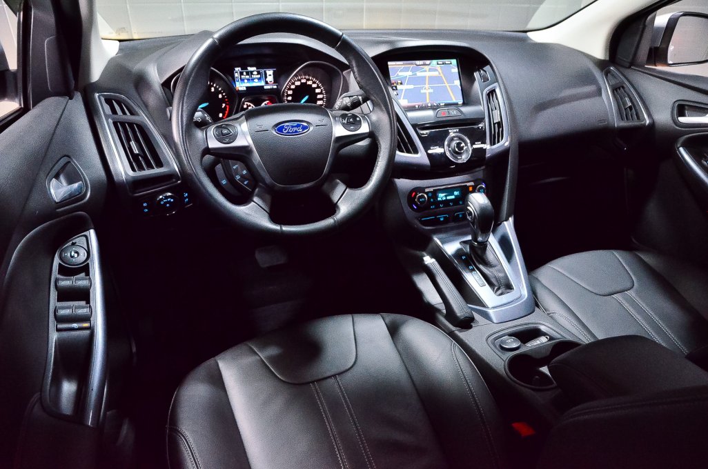 FORD - Titanium Plus - 2015 - Prata - Ford Focus Titanium Plus | Studio ...